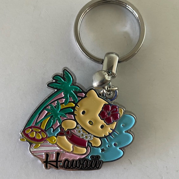 Hello Kitty | Accessories | Hello Kitty Hawaii Metal Keychain | Poshmark